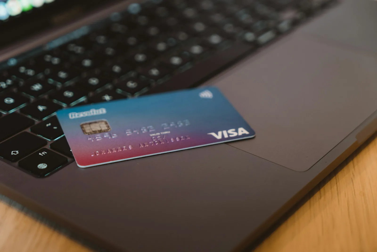 Understanding Compliance: 6 Criteria That Make Your Business High-Risk